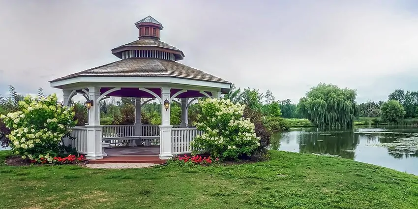 Der perfekte Gartenpavillon für deinen Garten